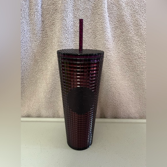Starbucks | Dining | Starbucks Berry Plum Grid Disco Holiday 220 24oz ...